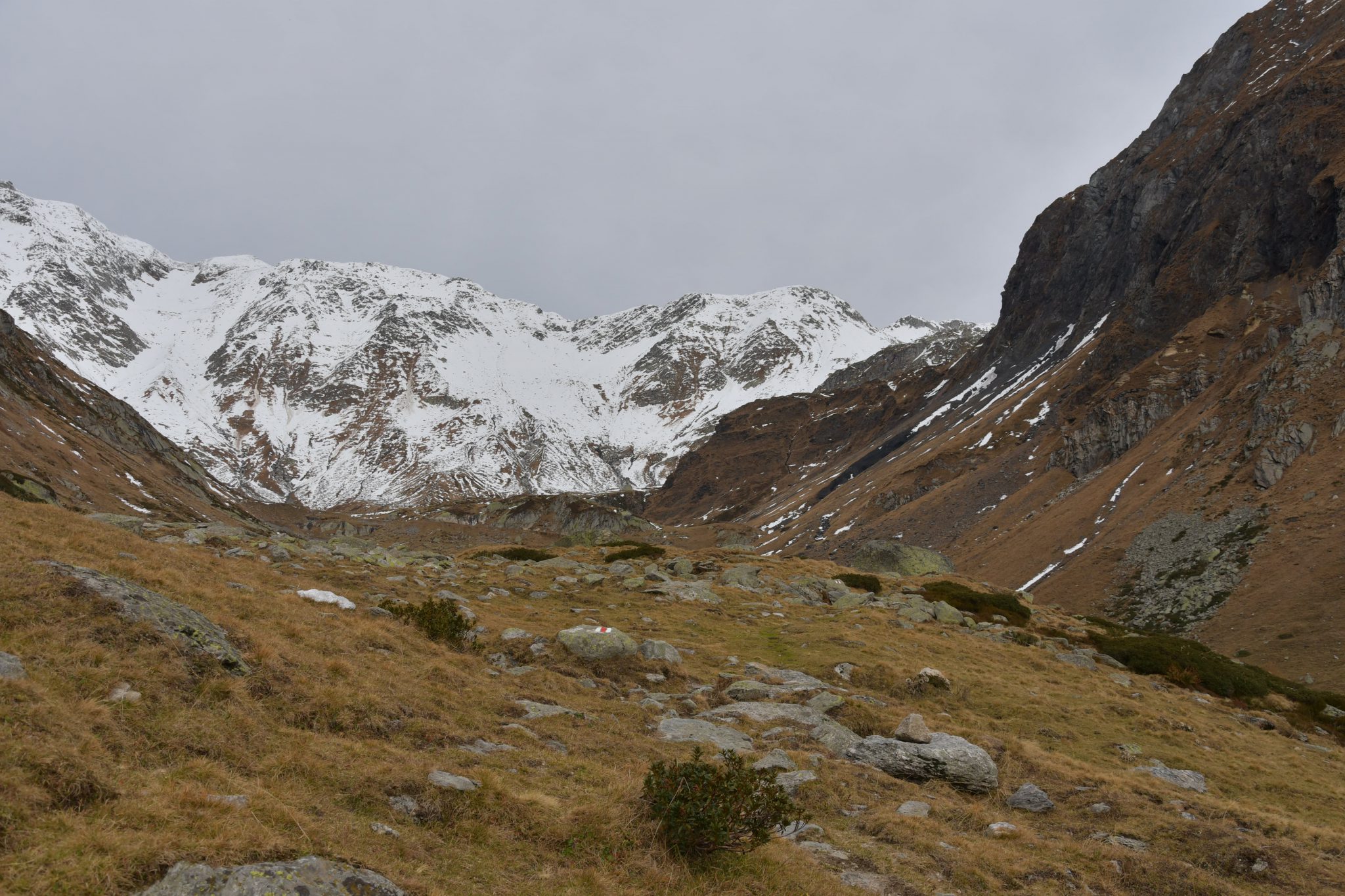 Climbing the Plateau of Greina in Ticino – THINKNATURE